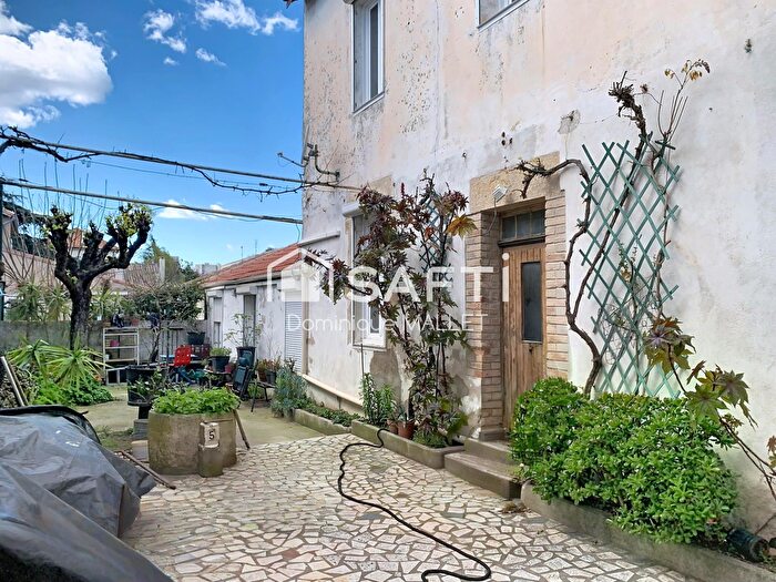 Maison à vendre - Nîmes, Jean Jaurès - 6 pièces - 5 chambres