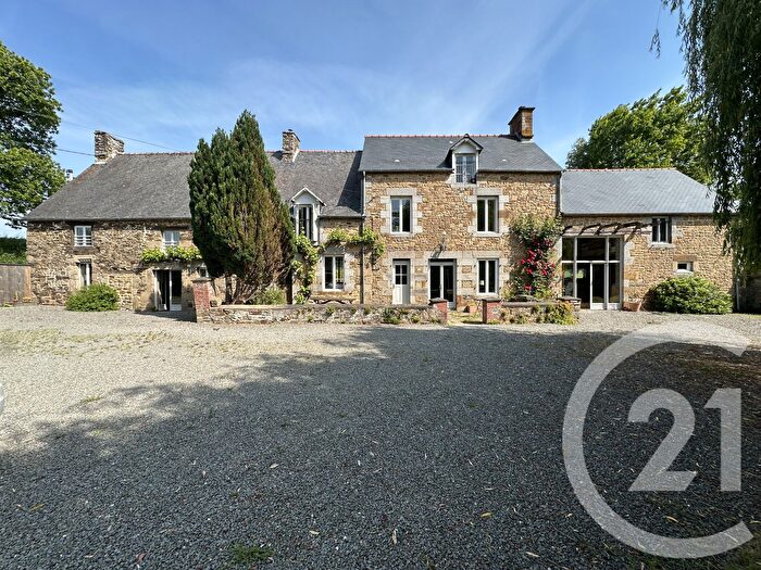 Maison à vendre - Noyal-sous-Bazouges - 14 pièces - 6 chambres