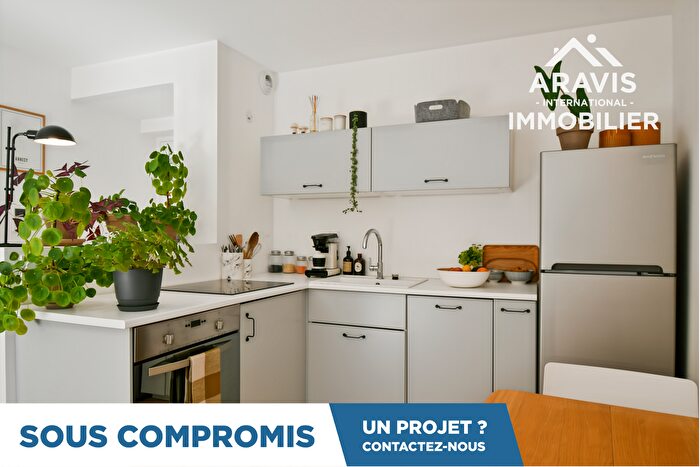 Appartement à vendre - Thônes - 2 pièces - 1 chambre