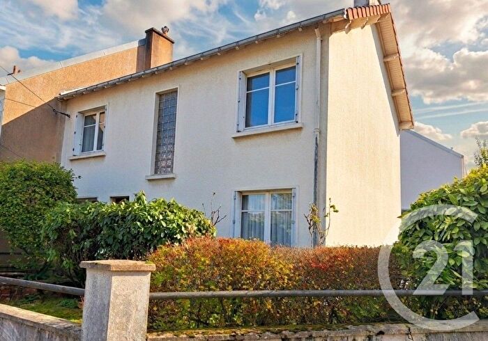 Maison 6 pièces à vendre à Nantes, Sainte-Thérèse, Rond-Point de Vannes