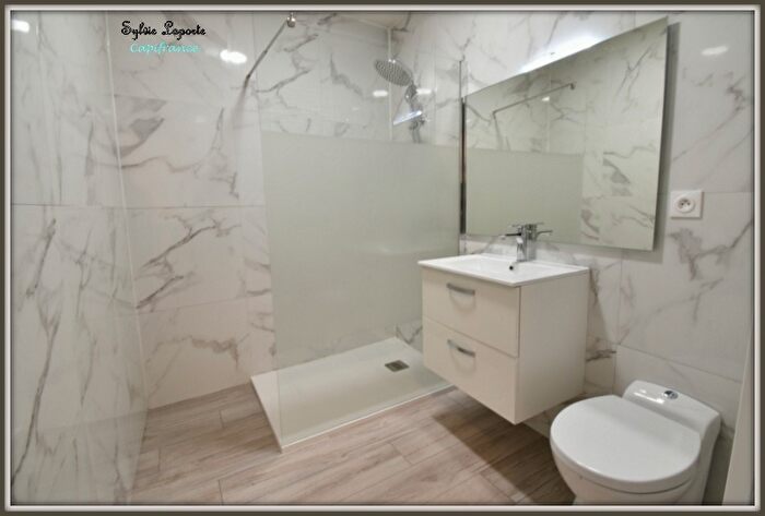 Maison à louer - La Sauvetat-du-Dropt - 5 pièces - 2 chambres