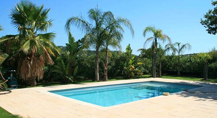 Maison à vendre - Saint-Raphaël, Valescure, Vaulongue - 4 pièces - 3 chambres