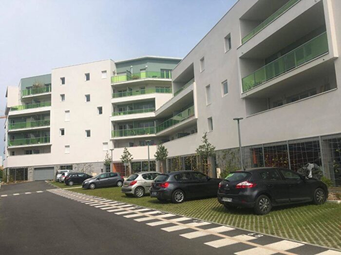 Appartement à louer - Hauts de Saint Aubin, Angers - 1 pièce