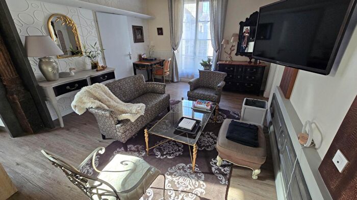 Appartement à vendre - Châtellerault, Centre-ville - 6 pièces - 3 chambres