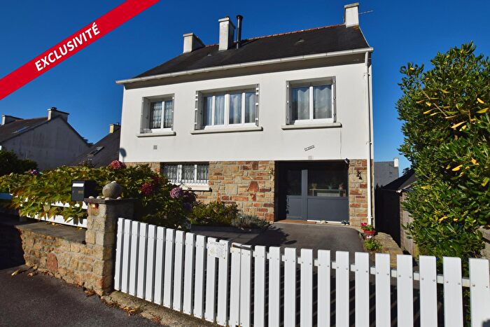 Maison à vendre - Locronan - 7 pièces - 5 chambres