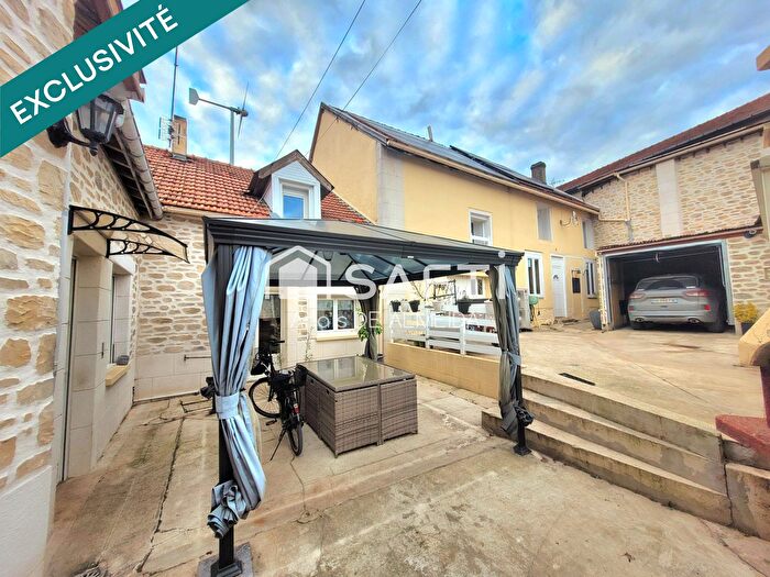 Maison 7 pièces à Trépail, à vendre