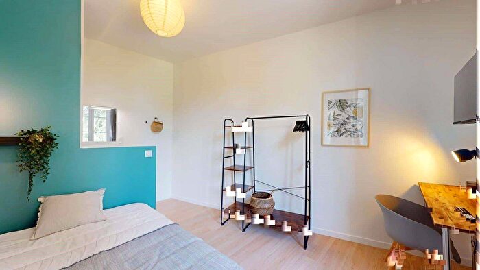 Appartement à louer - Dufau-Tourasse, Pau - 1 pièce