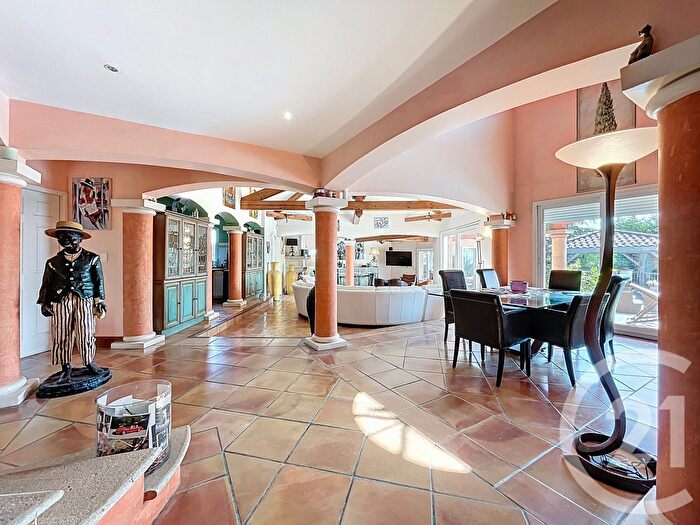 Maison à vendre - Siccieu-Saint-Julien-et-Carisieu - 10 pièces - 4 chambres