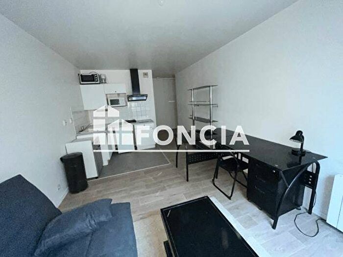 Appartement à louer - Saint Marc-Croix de Pierre-Saint Nicaise, Rouen - 1 pièce