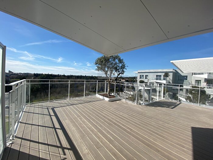 Appartement à louer - Castelnau-le-Lez, Clairval, Dahlias - 4 pièces - 3 chambres