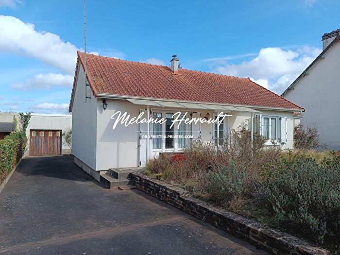 Maison à vendre - Brette-les-Pins - 3 pièces - 2 chambres