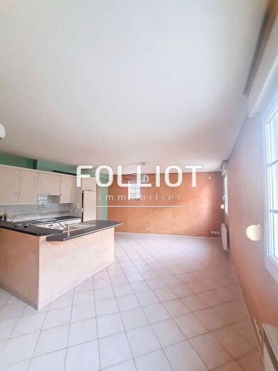 Ducey-Les Chéris : Appartement 3 pièces à louer