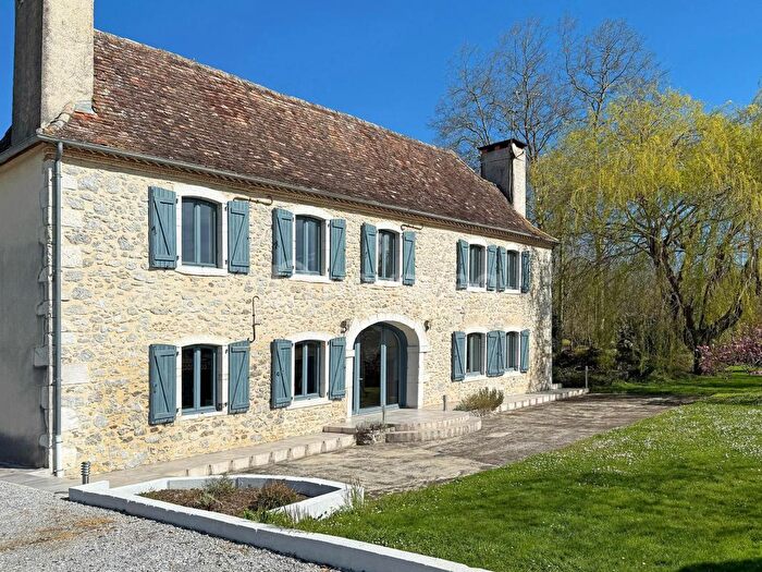 Maison à vendre - Sainte-Suzanne, Orthez - 8 pièces - 6 chambres