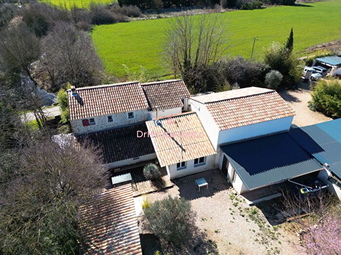 Maison 6 pièces à vendre à Néoules