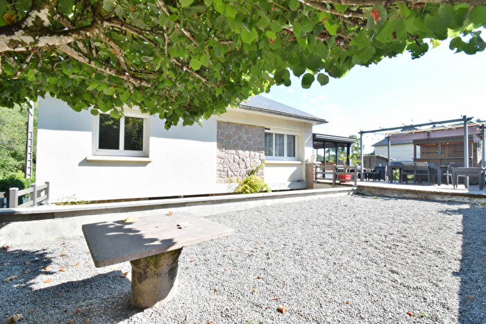 Maison à vendre - Meymac - 9 pièces - 6 chambres