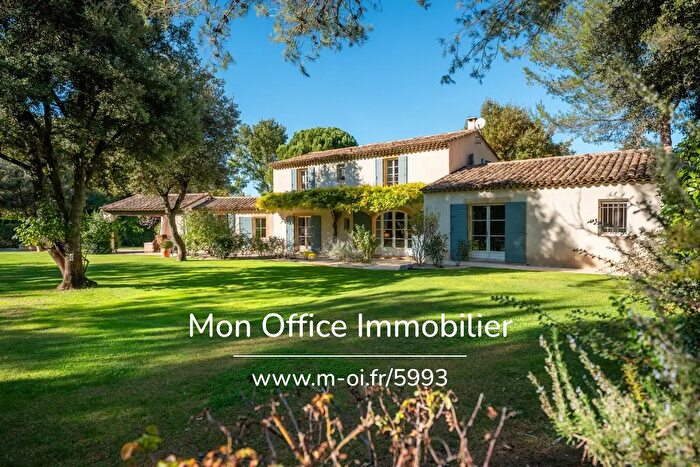 Aix-en-Provence, Val Saint-André : Maison 9 pièces à vendre