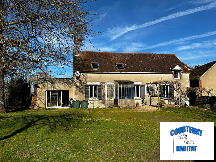 Maison à vendre - Chuelles - 5 pièces - 3 chambres