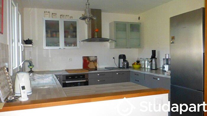 Appartement à louer - Beauséjour, Nantes - 1 pièce - 3 chambres