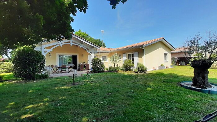 Maison à vendre - Gujan-Mestras, Mestras - 6 pièces - 5 chambres