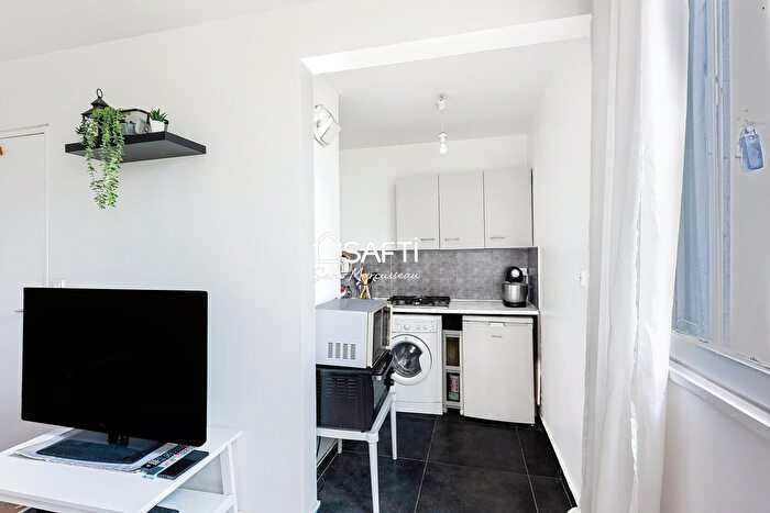 Appartement à vendre - Aubervilliers, Villette, Quatre-Chemins - 1 pièce