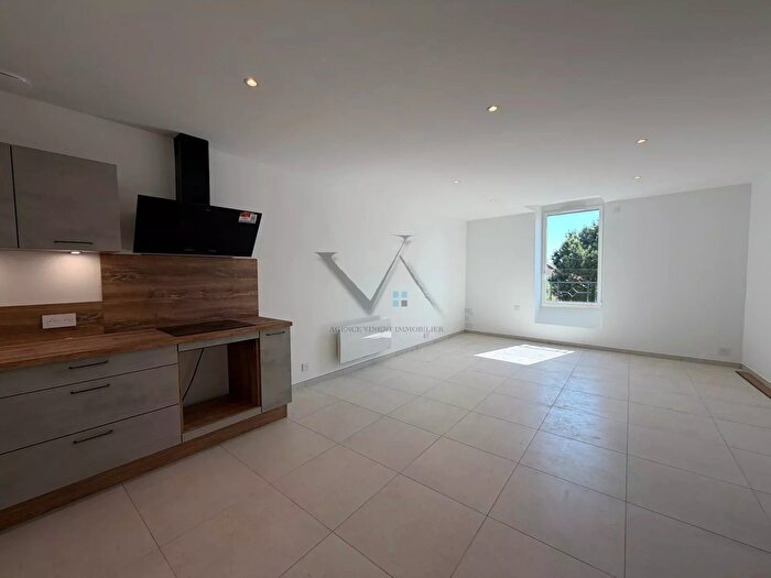 Appartement à louer - Montélimar, Cabiac, Montlouis, Margerie, Chapellerie - 2 pièces - 1 chambre