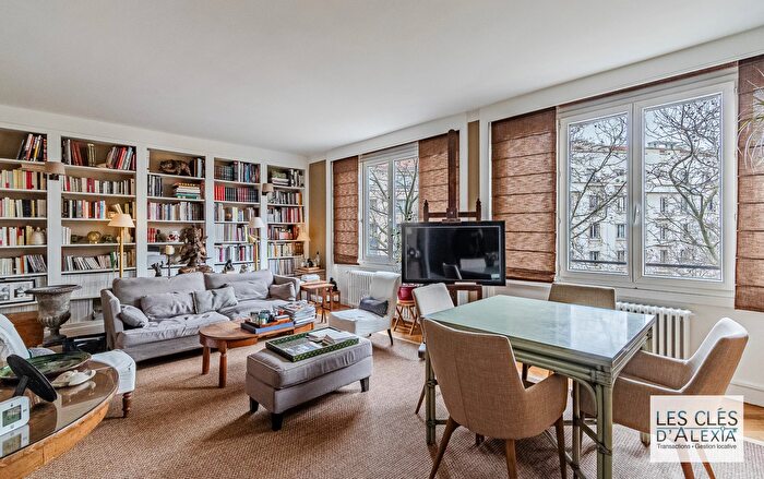 Appartement à vendre - Lyon e , Guillotière - 4 pièces - 2 chambres