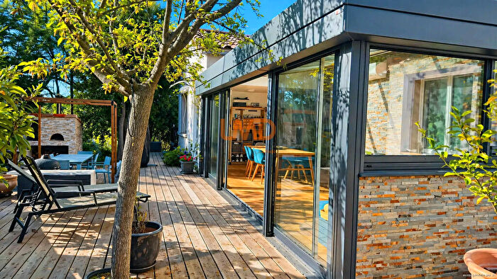Maison 9 pièces à vendre à Gréasque
