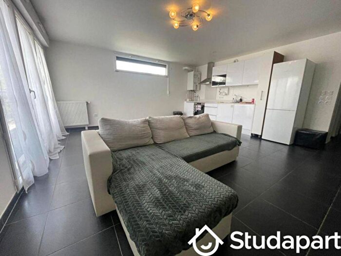 Maison à louer - Main de Fer, Houilles - 3 pièces - 2 chambres