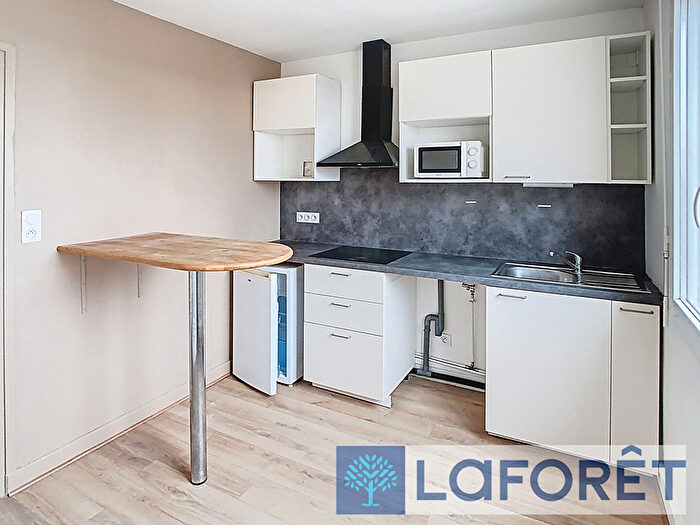 Appartement à louer - Dijon, Port du Canal - 1 pièce - 1 chambre