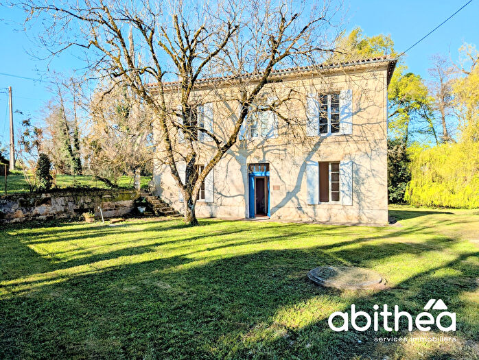 Maison à vendre - Branne - 6 pièces - 4 chambres