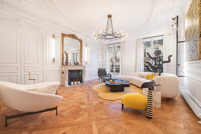 Appartement 5 pièces à vendre - Paris 8ème, Triangle d'Or