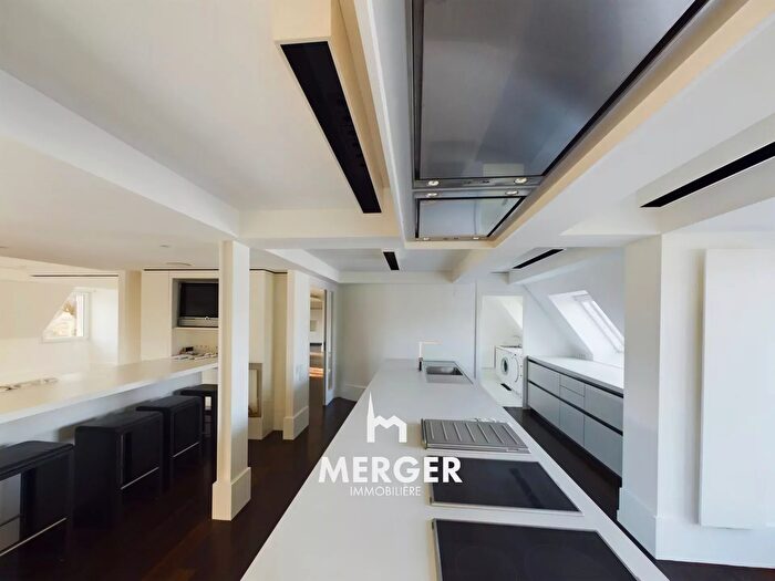 Appartement à vendre - Strasbourg, Robertsau - 6 pièces - 3 chambres