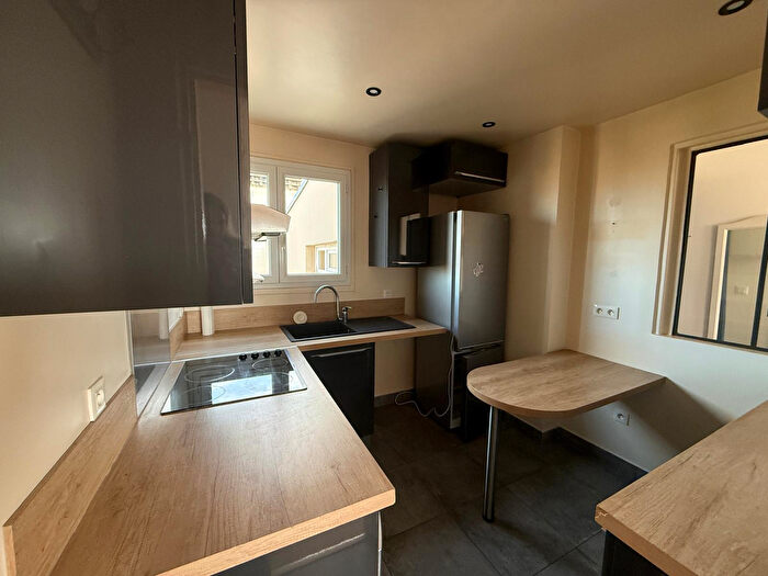 Appartement à louer - Montesson, Centre-ville - 4 pièces - 3 chambres