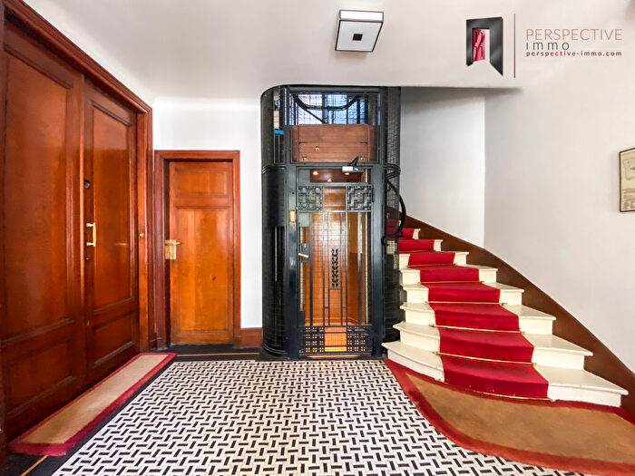 Appartement à vendre - Paris e , Auteuil-Nord, Jasmin, Mirabeau - 7 pièces - 5 chambres