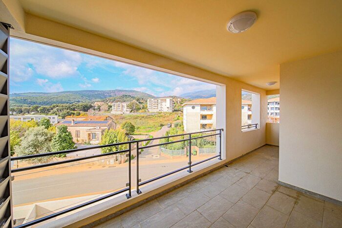 Appartement 3 pièces à Lucciana, à louer