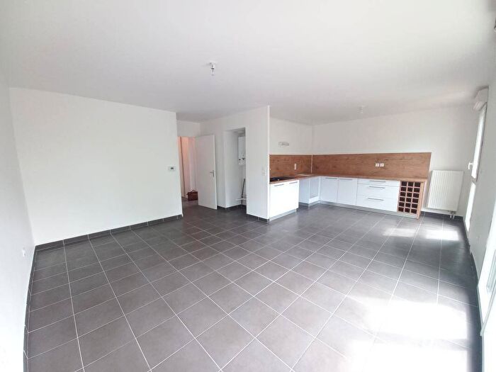 Appartement 3 pièces à louer à Faubourg Saint Catherine-Faubourg de Paris-Le Vignole, Valenciennes