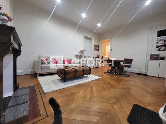 Appartement à vendre - Elbeuf, Parc Saint-Cyr - 3 pièces - 2 chambres