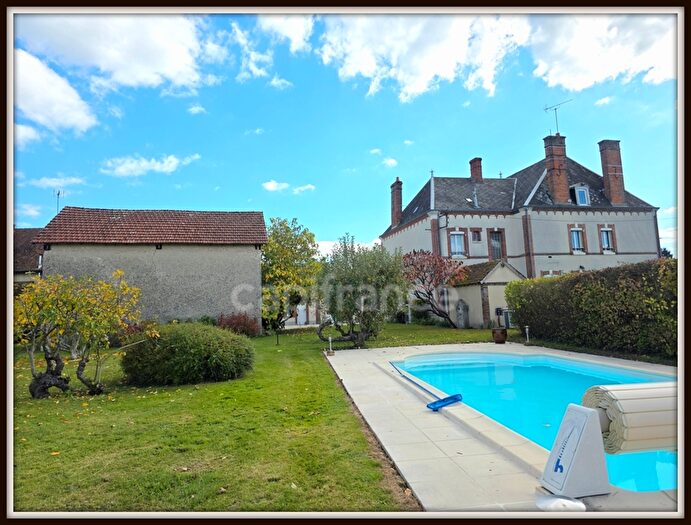 Maison à vendre - Varennes-Changy - 10 pièces - 7 chambres