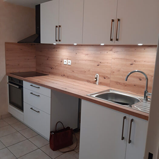 Appartement à louer - Saint-Berthevin - 3 pièces - 2 chambres