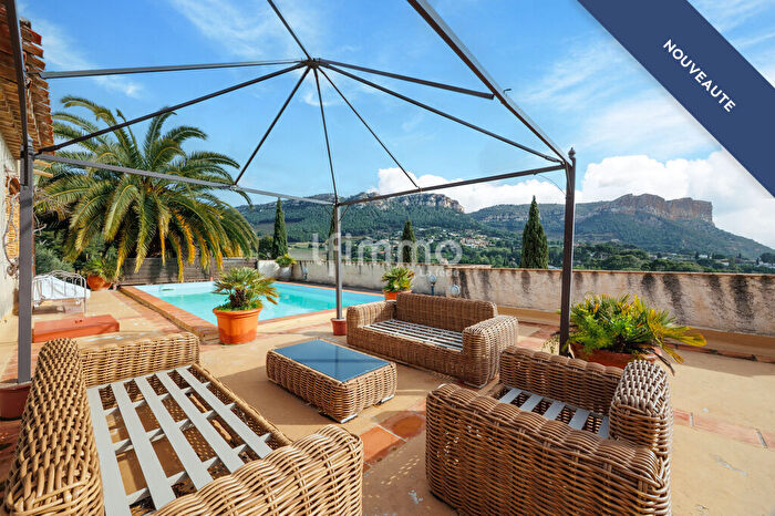 Maison à vendre - Cassis - 10 pièces - 7 chambres