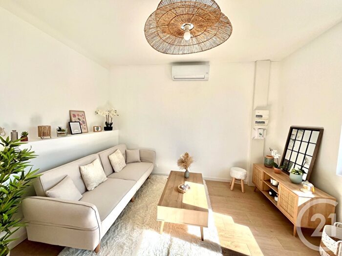 Le Fenouiller : Maison 2 pièces à vendre