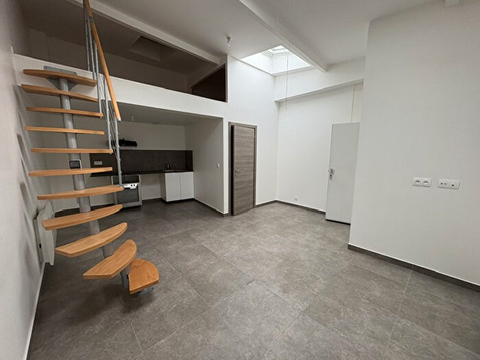 Neuilly-Plaisance, Eglise, Gare - Appartement 1 pièce à louer