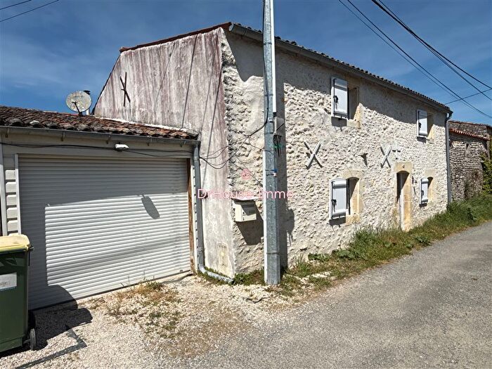 Maison 3 pièces à vendre à Corme-Écluse