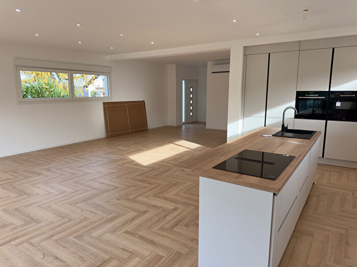 Maison à vendre - Eschentzwiller - 5 pièces - 3 chambres