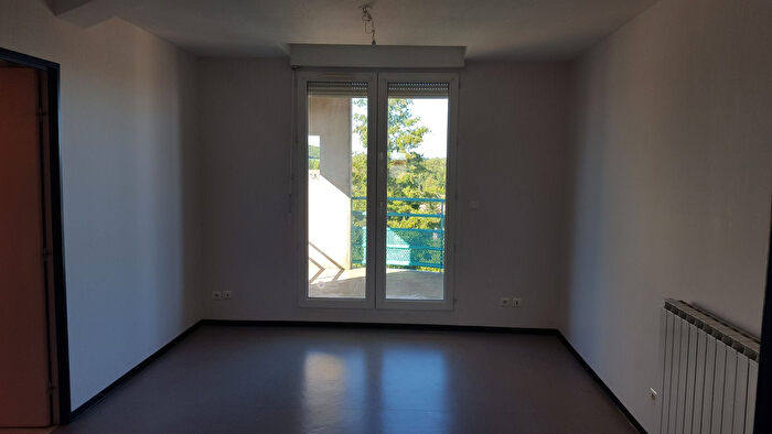 Appartement à louer - La Cavalerie - 2 pièces - 1 chambre