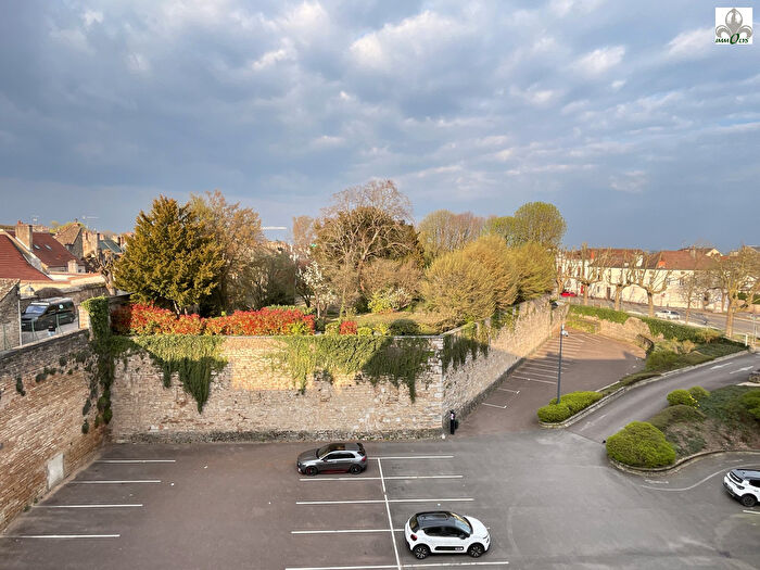 Appartement à vendre - Beaune, Centre-ville - 1 pièce