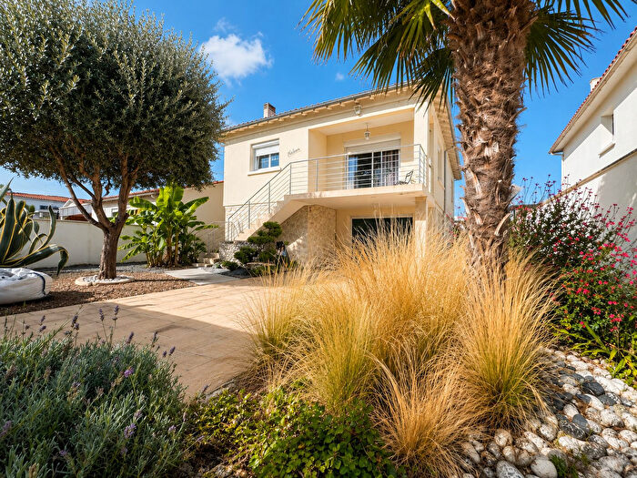 Maison 5 pièces à Vaux-sur-Mer, à vendre