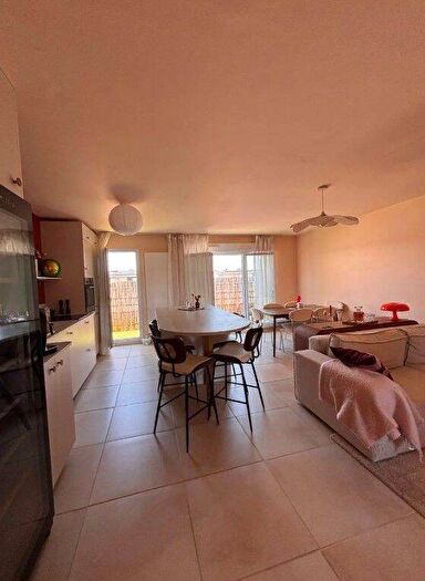 Appartement 3 pièces à Bordeaux, à louer