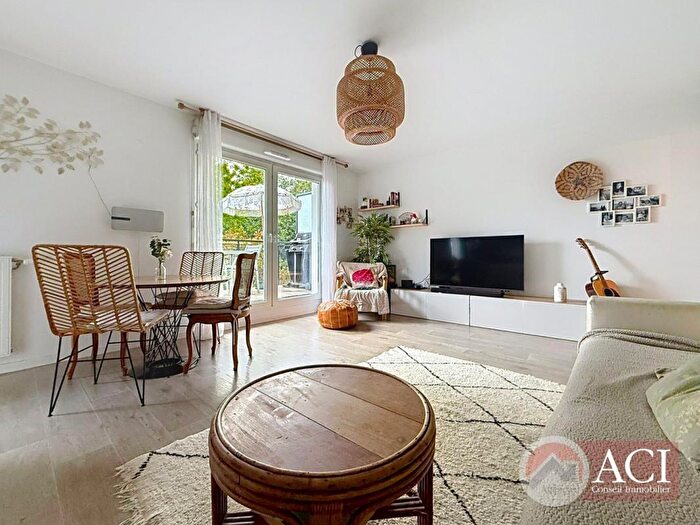 Appartement 4 pièces à vendre à Montmagny, Centre-ville, Carrières