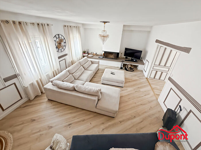 Maison à vendre - Auberchicourt - 6 pièces - 4 chambres